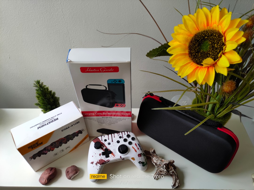 Nintendo Switch- Hestia carrying case and Red Storm wireless controller ...