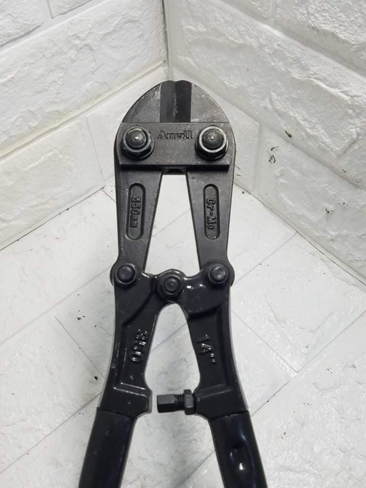PT18. Anvil 14' Bolt cutter, Commercial & Industrial, Construction ...