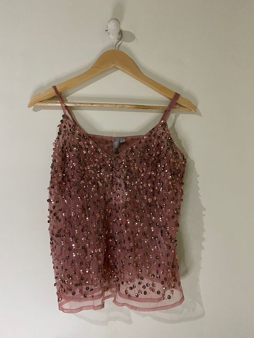 Rose colored sequin top, Women's Fashion, Tops, Sleeveless on Carousell