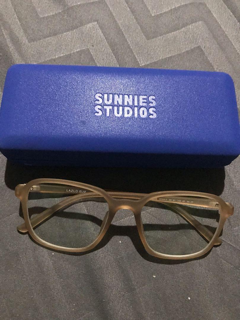 Sunnies Studios in Lazlo Elm plus Blue Case, Women's Fashion, Watches ...
