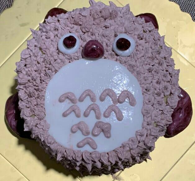 Totoro chinchilla cake blueberry flavoured, Food & Drinks, Homemade ...