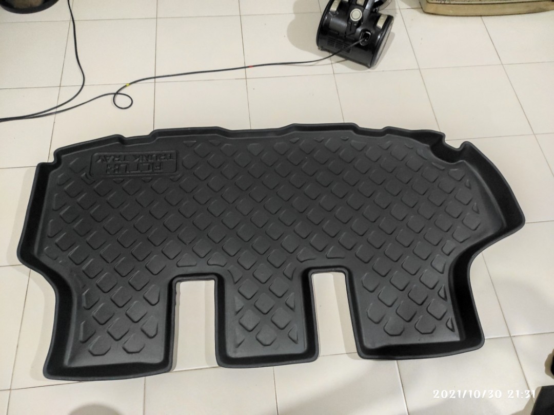Toyota Noah/Voxy/Esquire Rear Boot Tray, Car Accessories, Accessories ...
