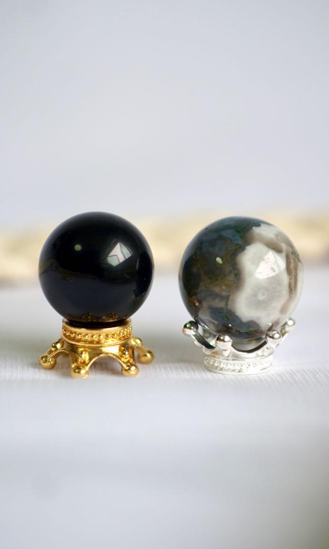 Two-Way Mini Sphere Stands - Crown Small Sphere Holder - Display ...