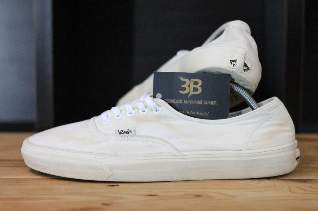 How To Clean White Vans Easy Ways To Clean White Vans