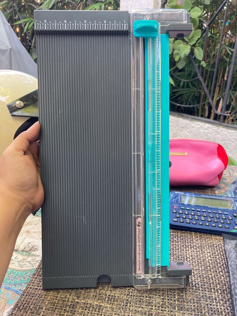 We R Memory Keepers Paper Trimmer, Hobbies & Toys, Stationary & Craft ...