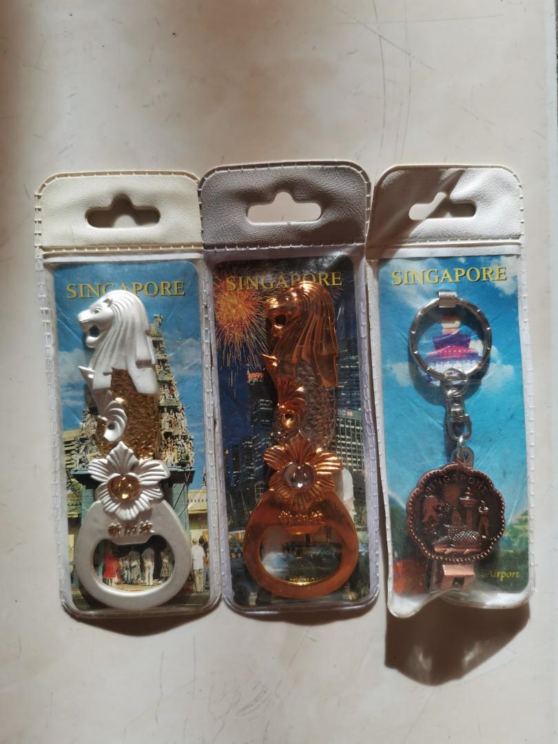 Assorted Singaporte Merlion Merchandise, Hobbies & Toys, Memorabilia ...
