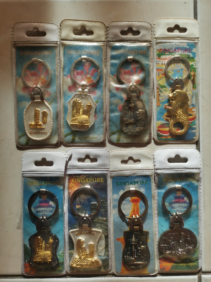 Assorted Singaporte Merlion Merchandise, Hobbies & Toys, Memorabilia ...