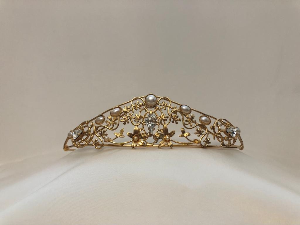Australian Designer Wedding Gold Tiara, Women's Fashion, Watches ...