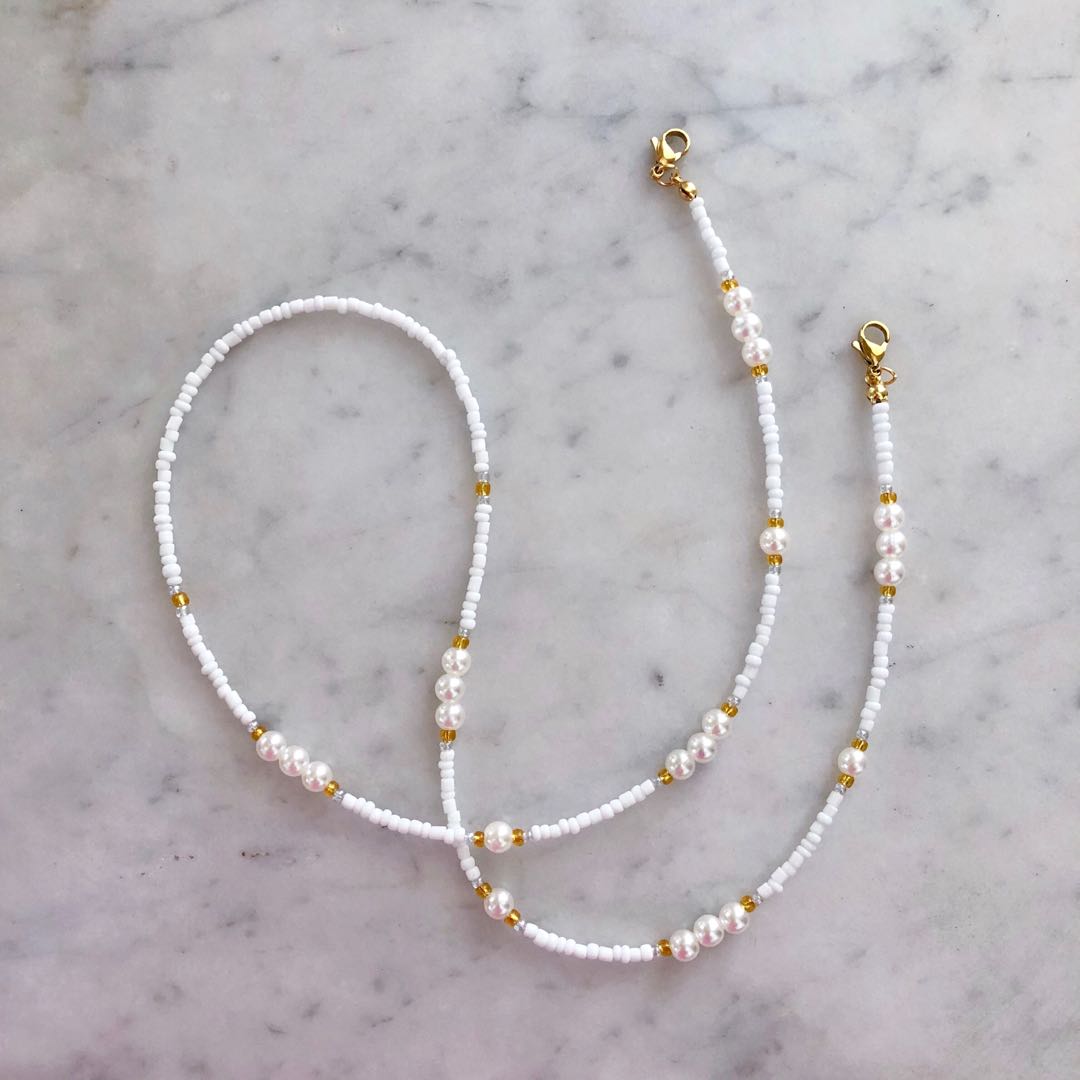 Blanca Mask Necklace || Pearl Eyeglass Holder || Pearl Mask Strap ...