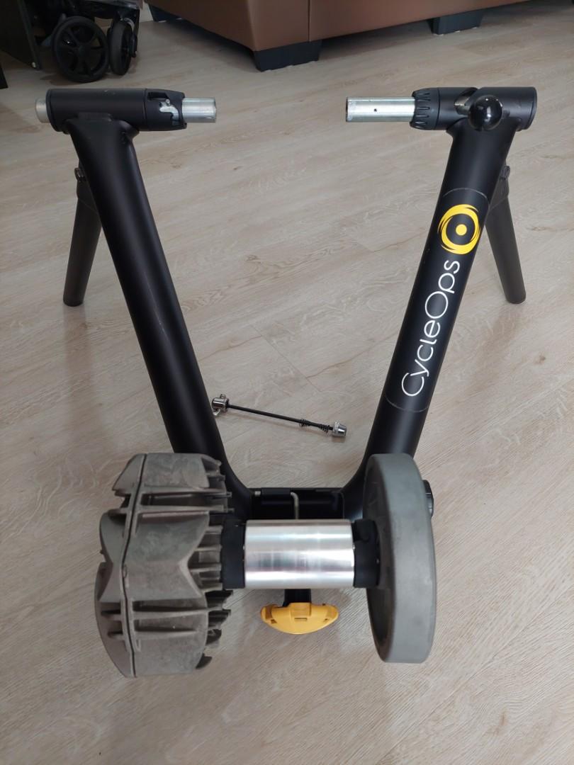 CycleOps Fluid 2 trainer, Sports Equipment, Bicycles & Parts, Parts ...