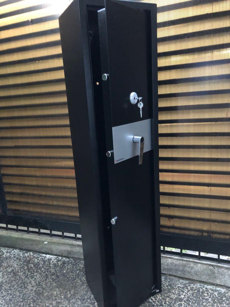 Imported SANDLEFORD 5 Gun Rifle Safe LEVEL 2 Heavysteel KEY Type with ...