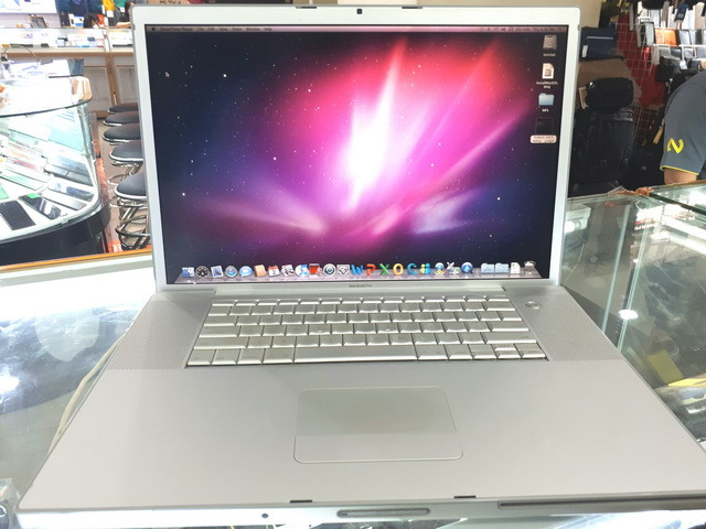 Laptop MacBook Pro 2008 Core2 Duo 2.4GHz 17" RAM 4GB HDD 160GB Seken ...
