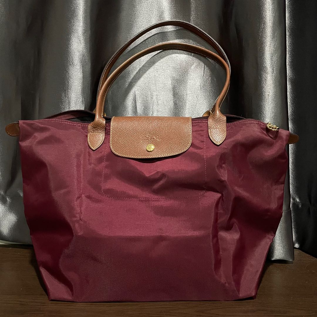 Longchamp Maroon Le Pliage Tote, Women's Fashion, Bags & Wallets ...