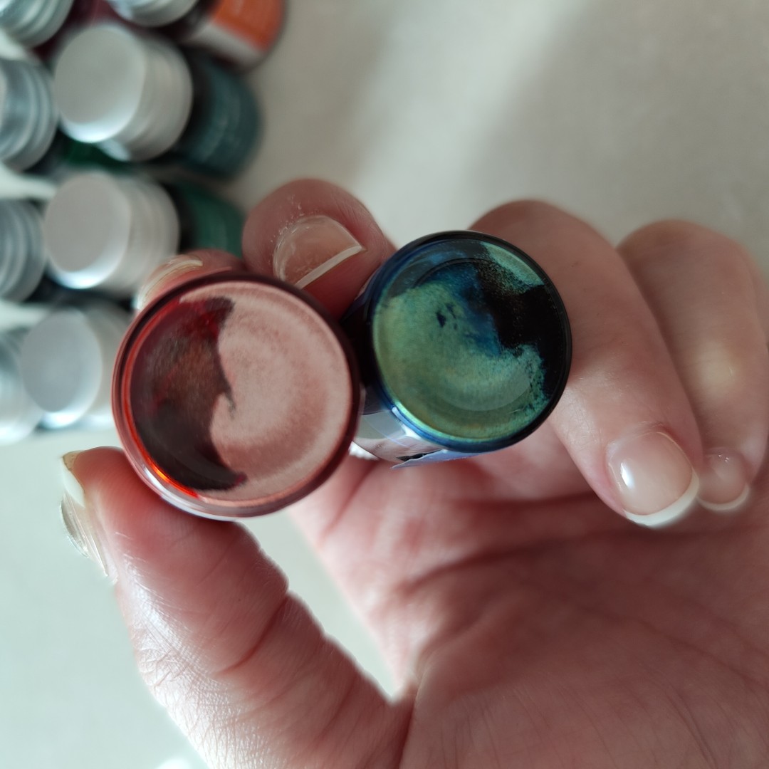 Mini shimmer inks (x12) with glass pen, Hobbies & Toys, Stationery ...