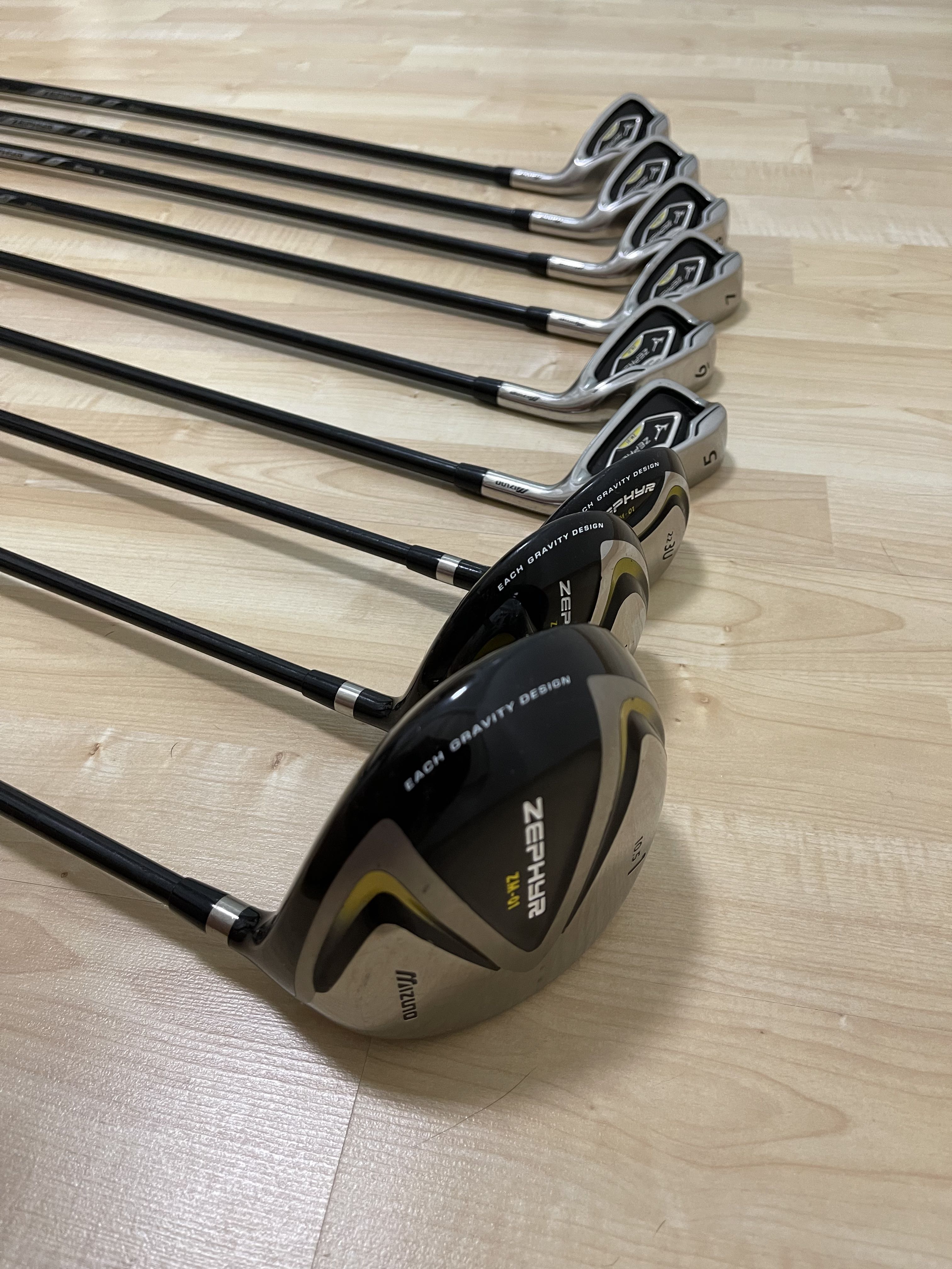 Mizuno Zephyr Golf Set, Sports Equipment, Sports & Games, Golf on Carousell