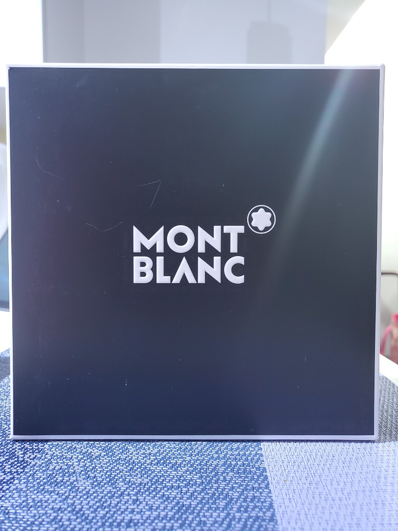 Mont blac collection (inclusive cardholder and ballpen), Men's Fashion ...