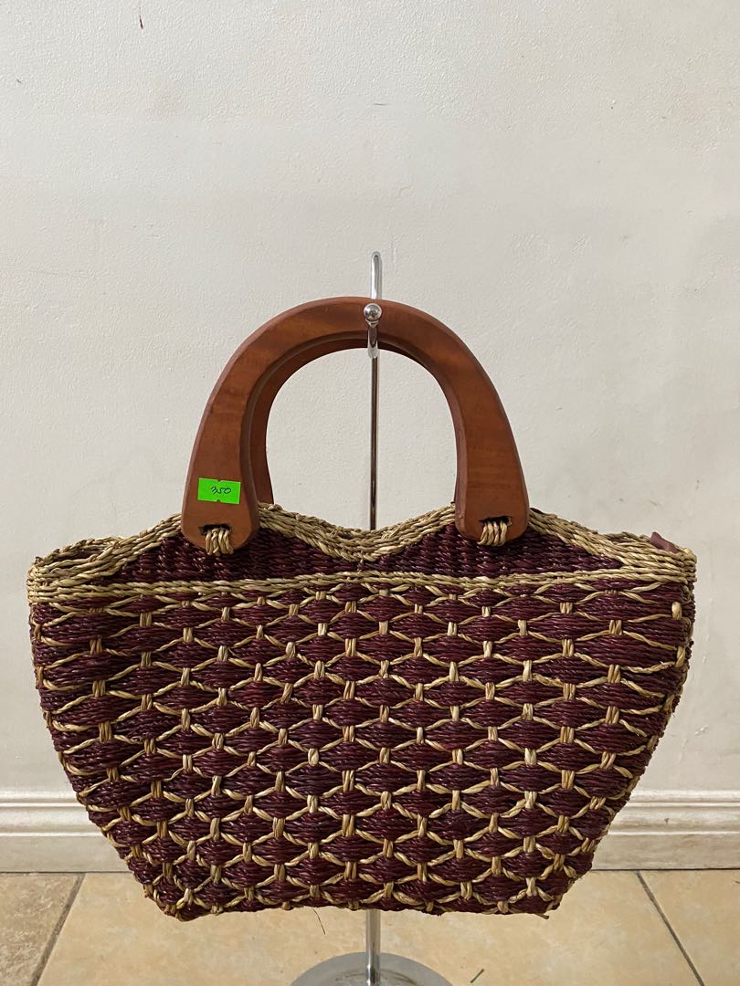 Native Pandan Beach Bag, Women's Fashion, Bags & Wallets, Beach Bags on ...