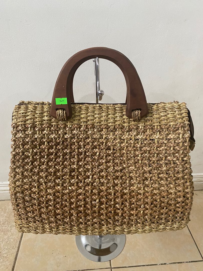 Native Pandan Beach Top Handle Bag in Natural , Women's Fashion, Bags ...
