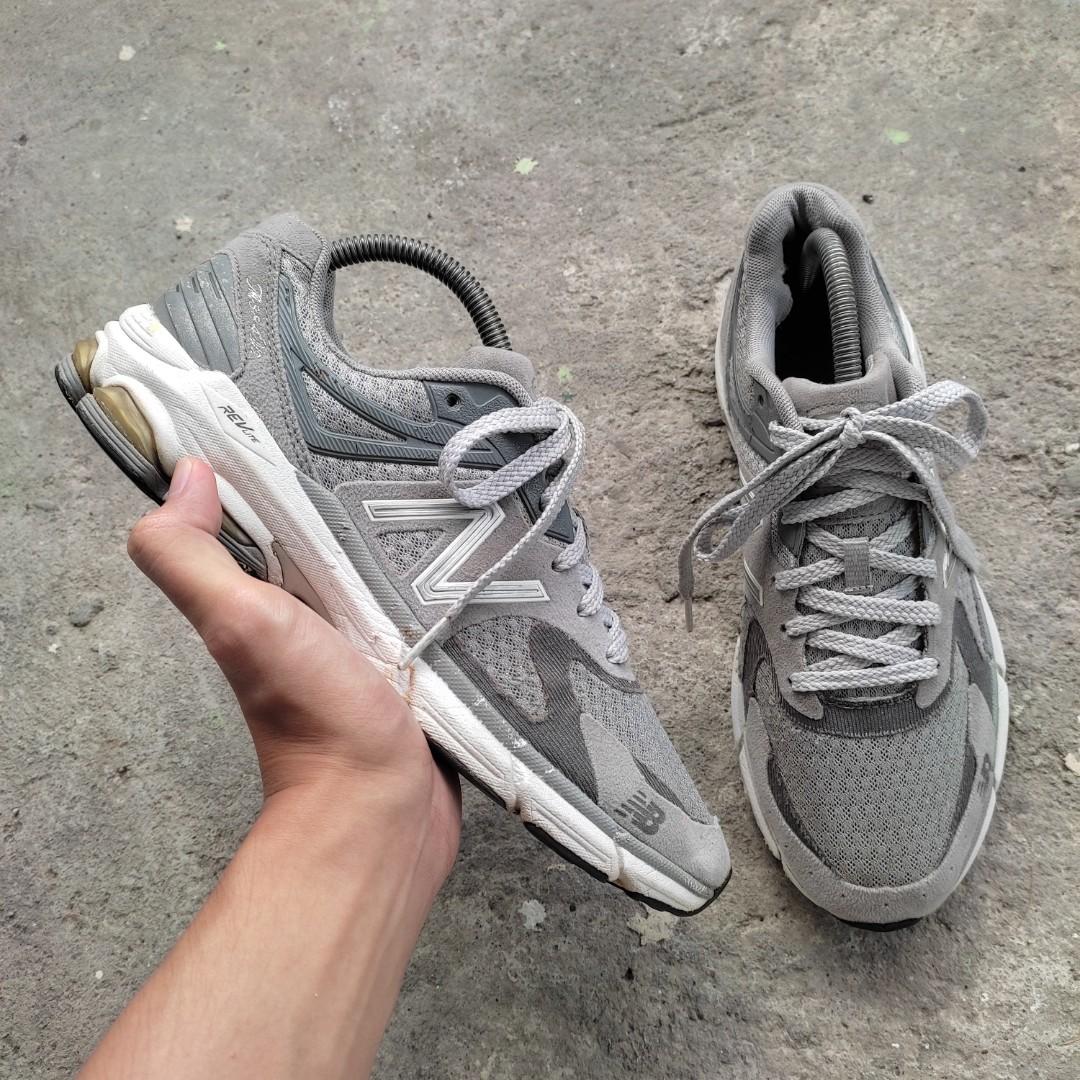 New Balance 884, Men's Fashion, Footwear, Sneakers on Carousell