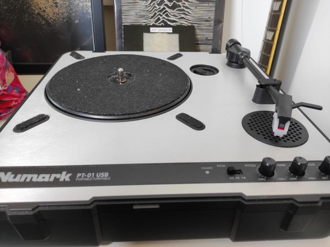 Numark PT-01 portable turntable, Hobbies & Toys, Music & Media, Vinyls ...
