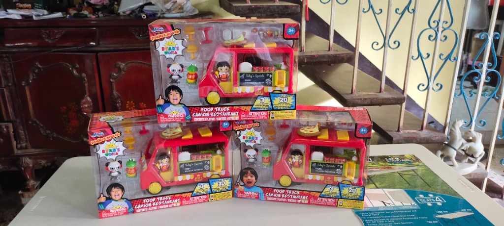 RYAN'S WORLD FOOD TRUCK CAMION RESTAURANT, Hobbies & Toys, Toys & Games ...