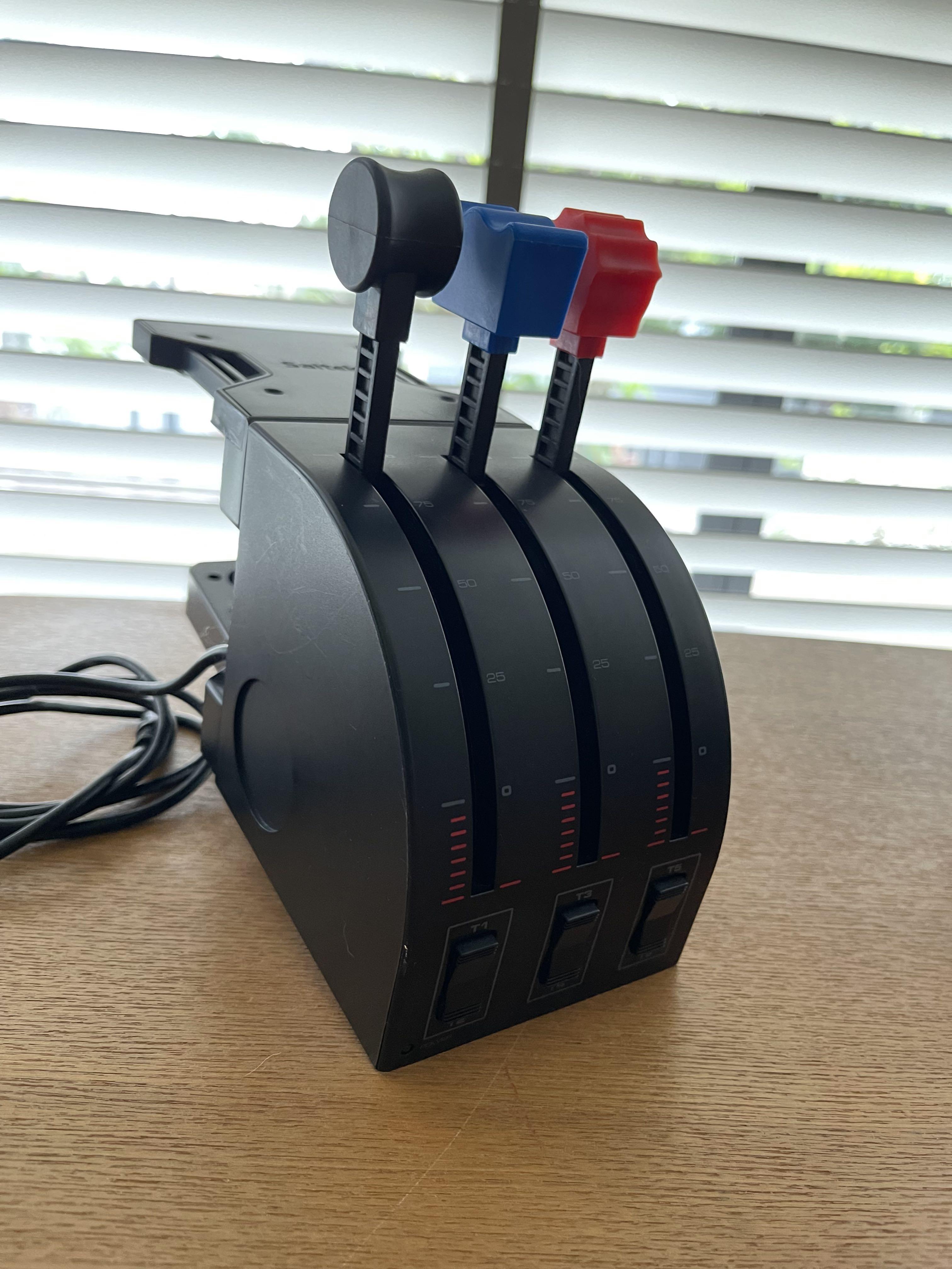 Saitek yoke with quadrant and trim wheel, Video Gaming, Gaming ...