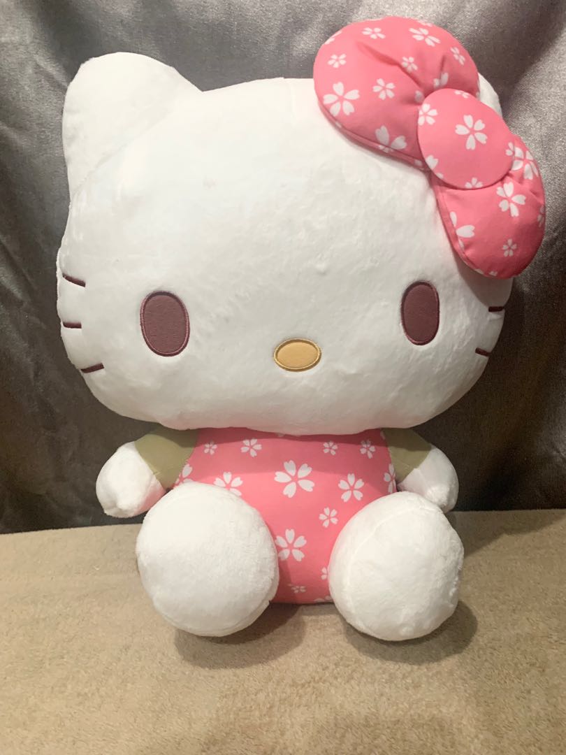 Sakura Hello Kitty Giga Jumbo Plush, Hobbies & Toys, Toys & Games on ...