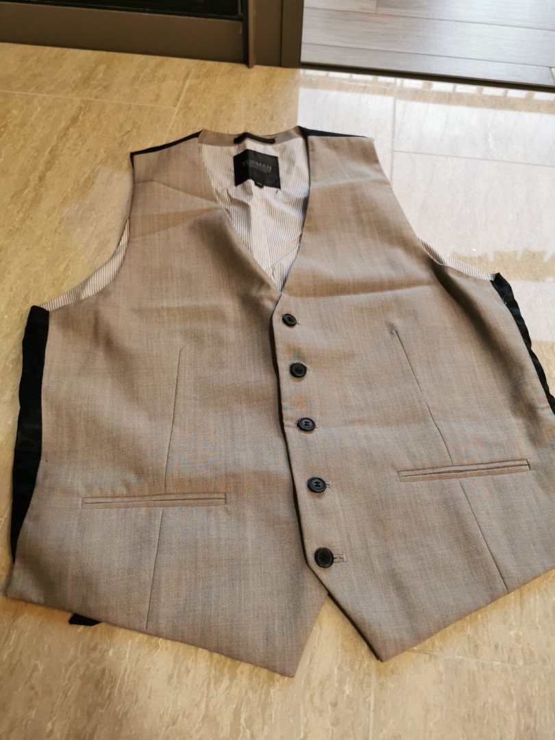 Topman Vest, Men's Fashion, Coats, Jackets and Outerwear on Carousell