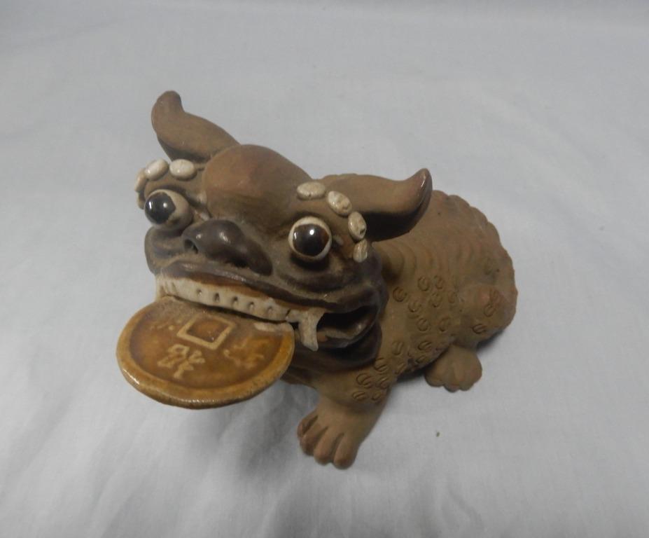 Vintage Shiwan ceramic foo dog lucky coin in mouth circa mid Century ...