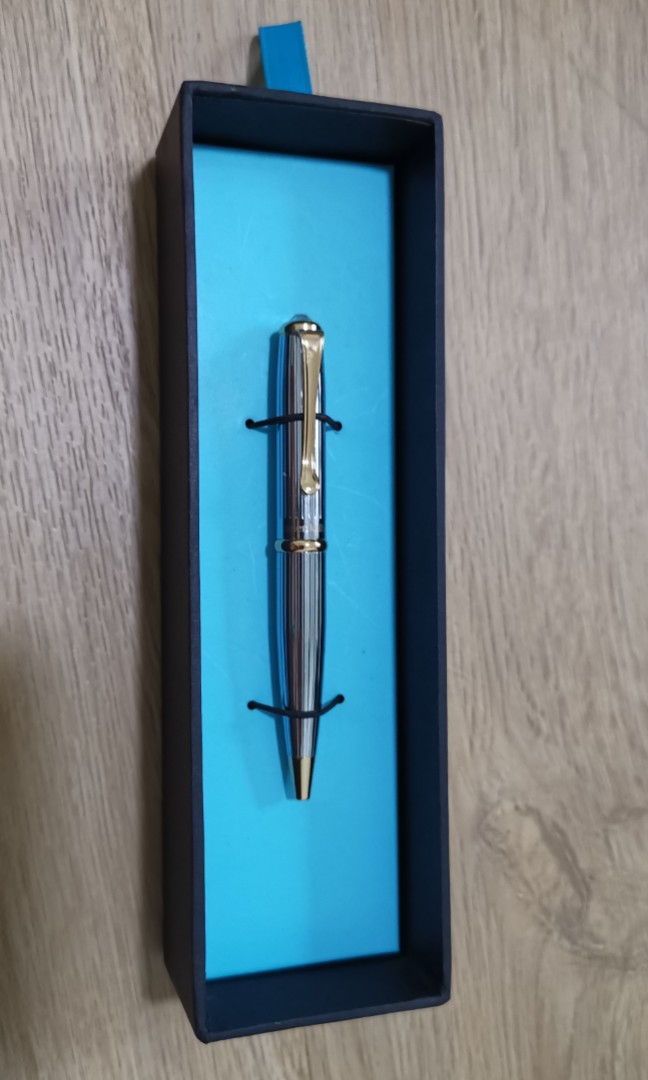Helen Kelly Writing Pen, Hobbies & Toys, Stationery & Craft, Stationery ...