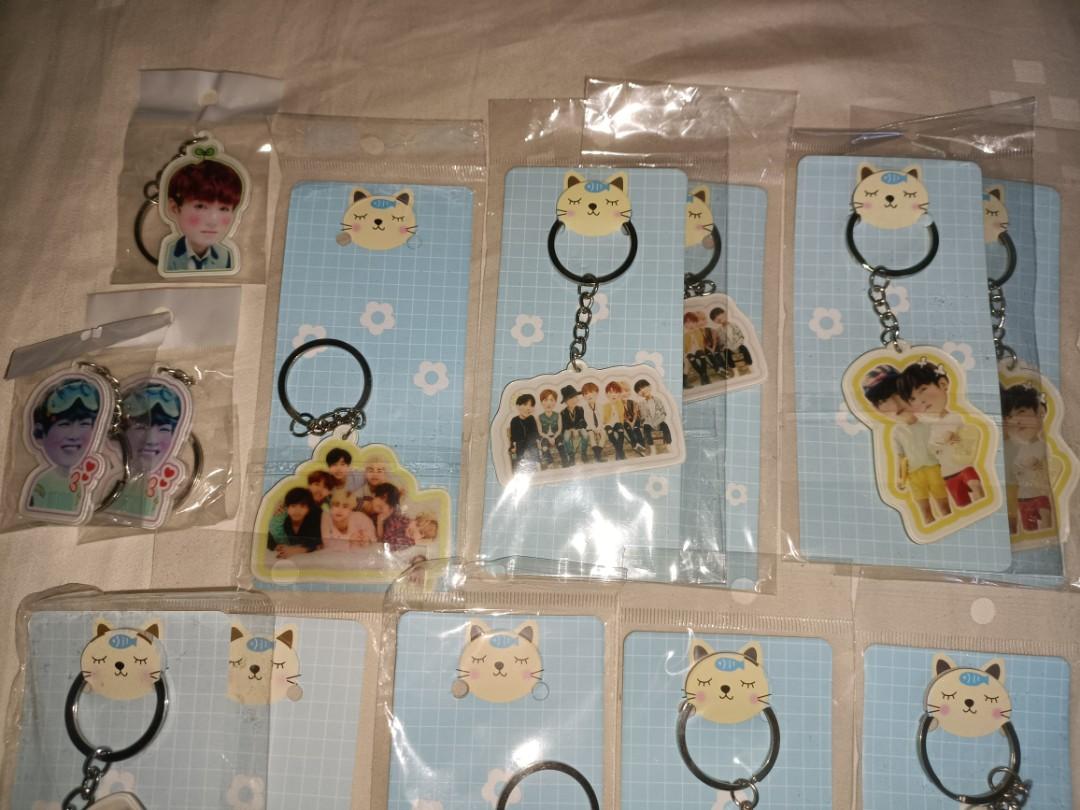 wts bts jungkook taehyung v keychains, Hobbies & Toys, Memorabilia ...