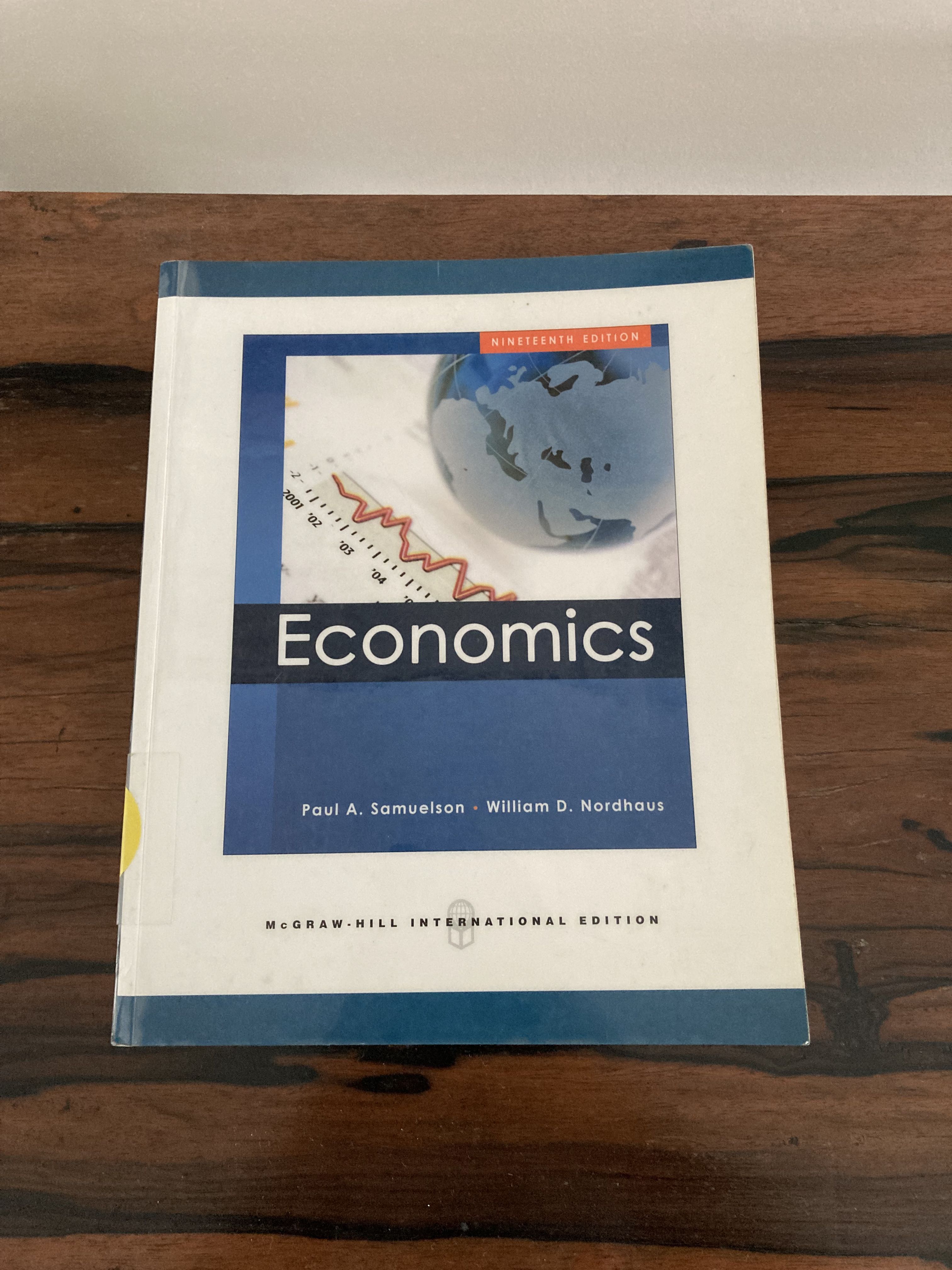 Economics by Samuelson and Nordhaus, Hobbies & Toys, Books & Magazines ...