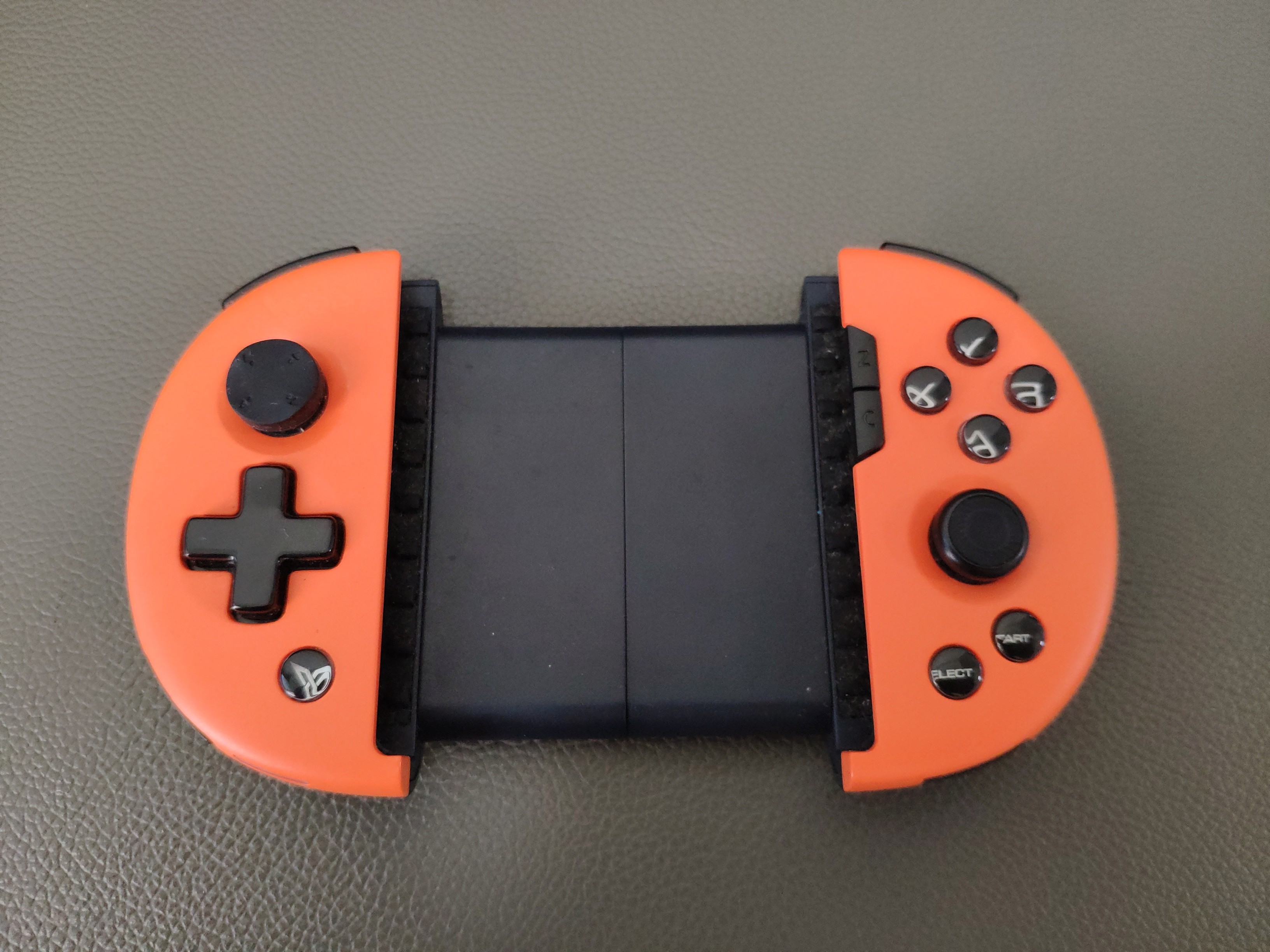 Flydigi Wee 2T mobile game controller, Video Gaming, Gaming Accessories ...