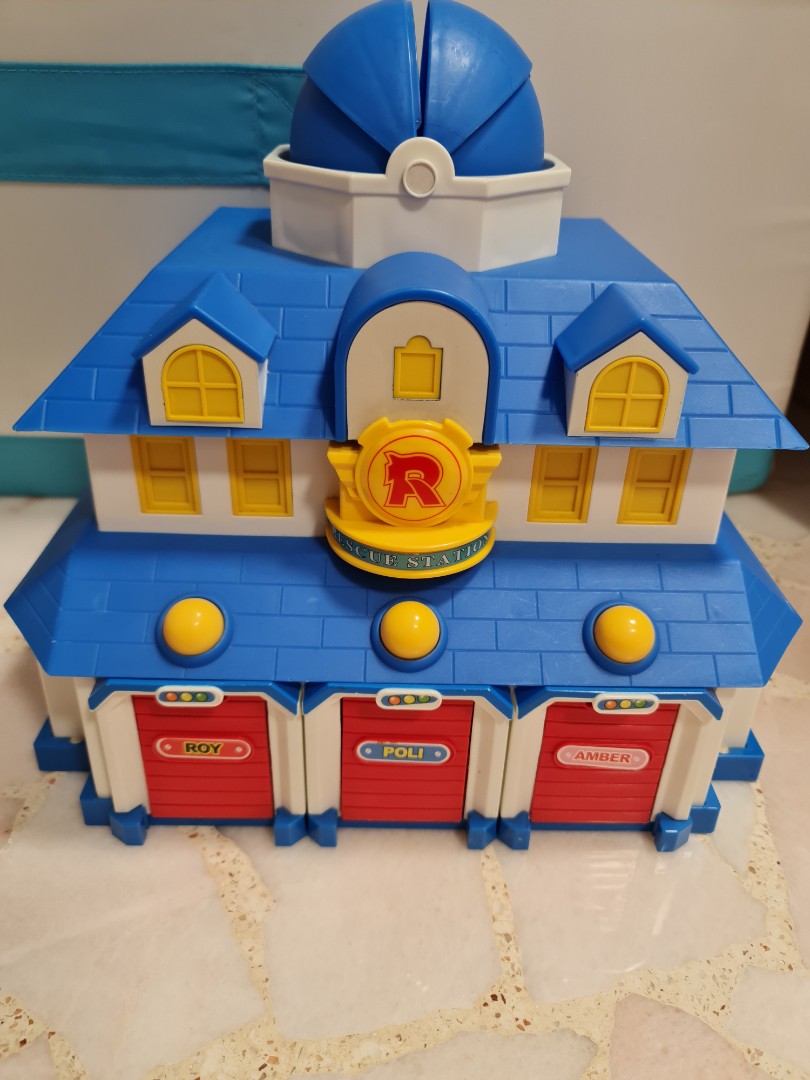 ROBOCAR POLI STATION, Hobbies & Toys, Toys & Games on Carousell