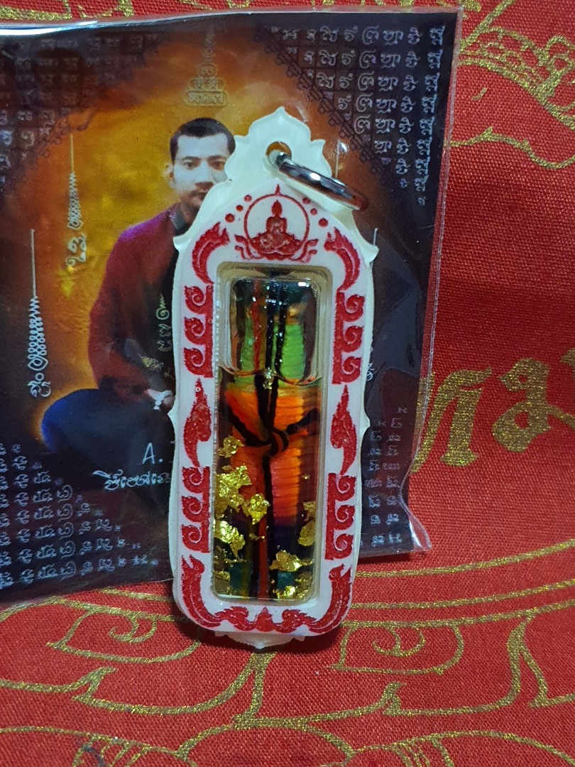 Takrut metta cit si (彩虹人缘takrut) Archan sekha and 5 top Cambodia monks ...