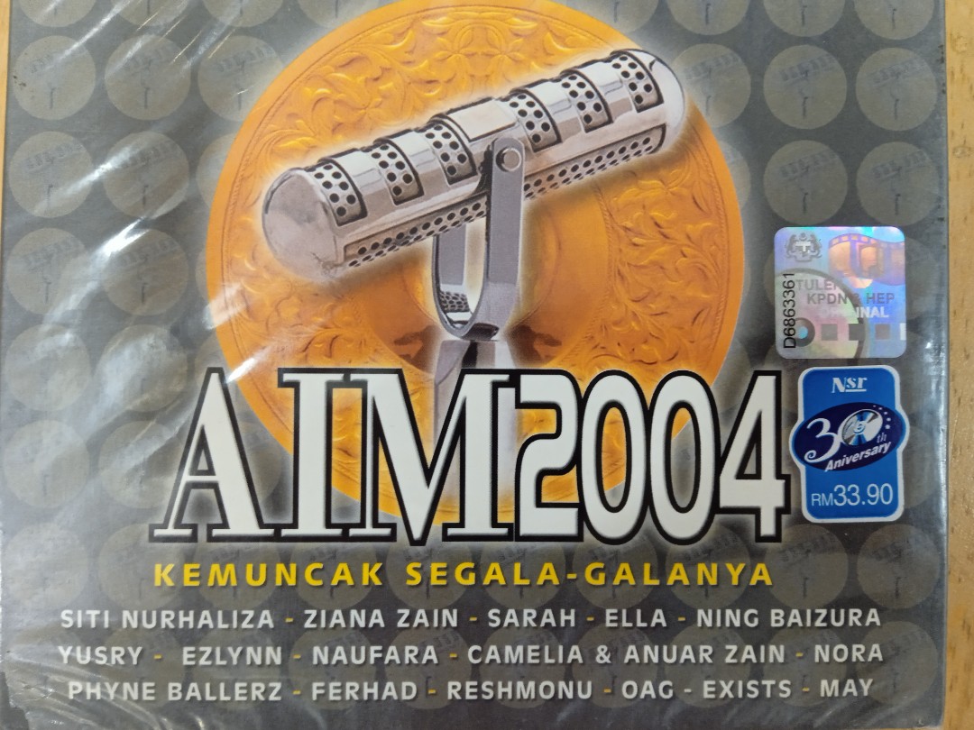 Cd lagu AIM 2004, Hobbies & Toys, Music & Media, CDs & DVDs on Carousell