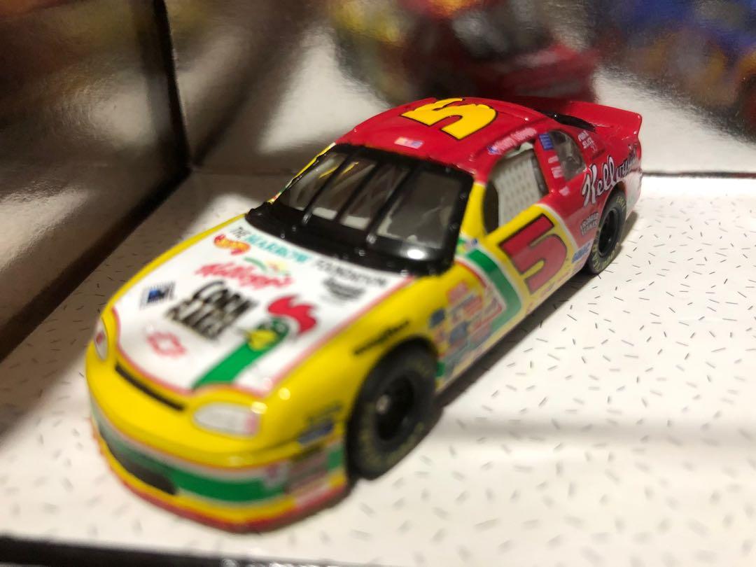 Hot Wheels - The Marrow Foundation Racing Box Set, Hobbies & Toys, Toys ...