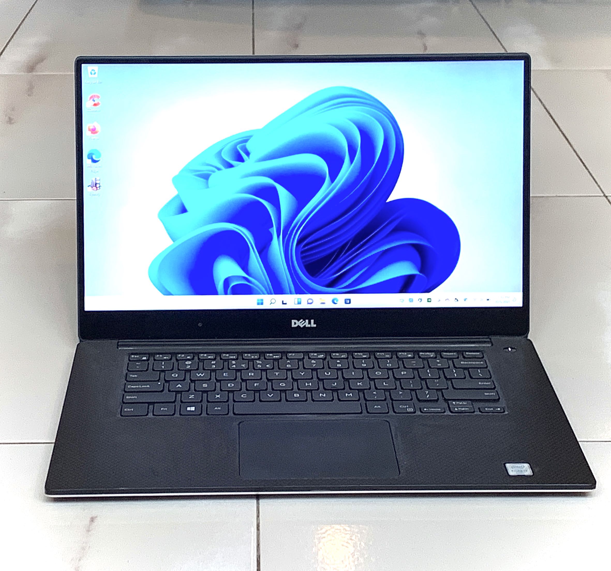 REFURBISHED DELL XPS 15 9550 i7 STUNNING 4K TOUCH SCREEN 16GB RAM 512GB ...