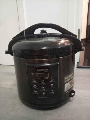 90% NEW 德國寶壓力煲 German Pool URC-26 Pressure cooker, 家庭電器, 廚房電器, 鍋具 ...