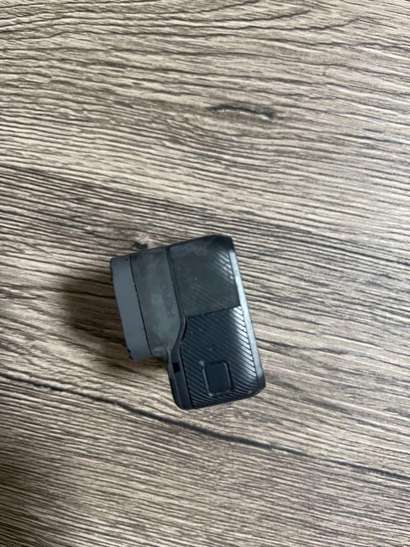 Broken GoPro Hero Black 6 (JUNK), Photography, Cameras on Carousell