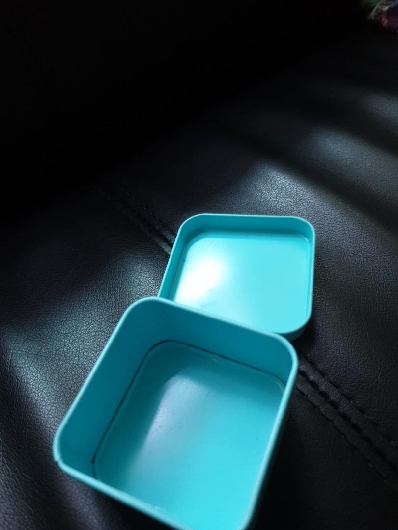 Tiffany Blue & Light Pink Metal Tin box Wedding Favours, Hobbies & Toys ...