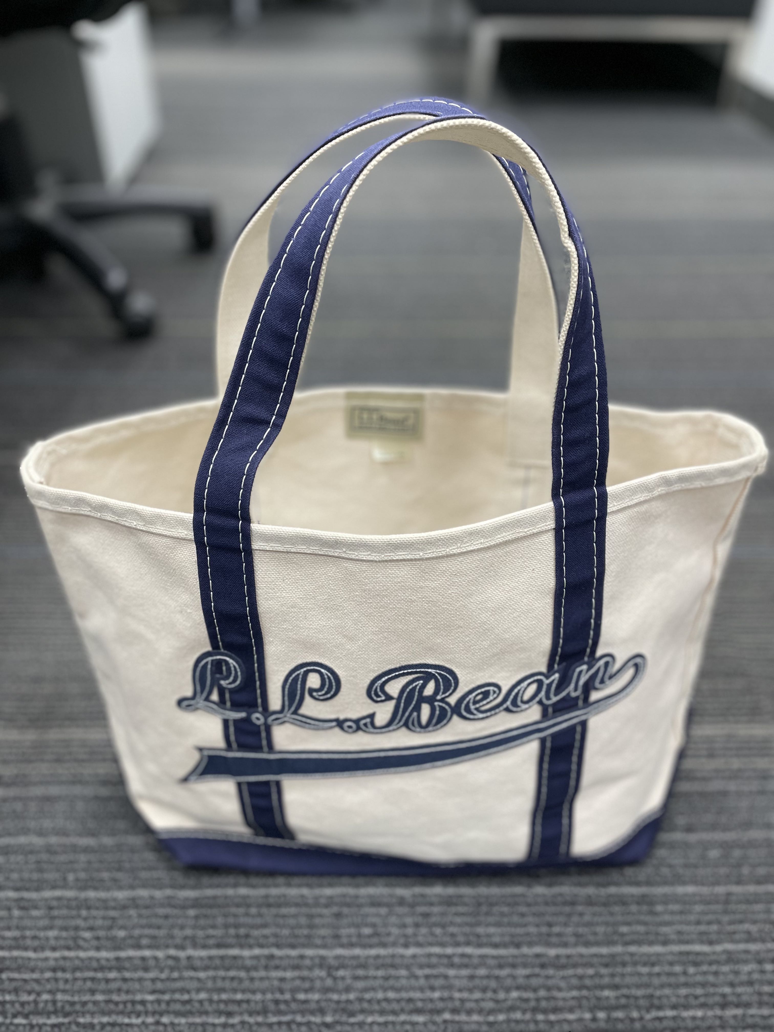 Medium LL Bean Tote Bag, Women's Fashion, Bags & Wallets, Tote Bags on ...