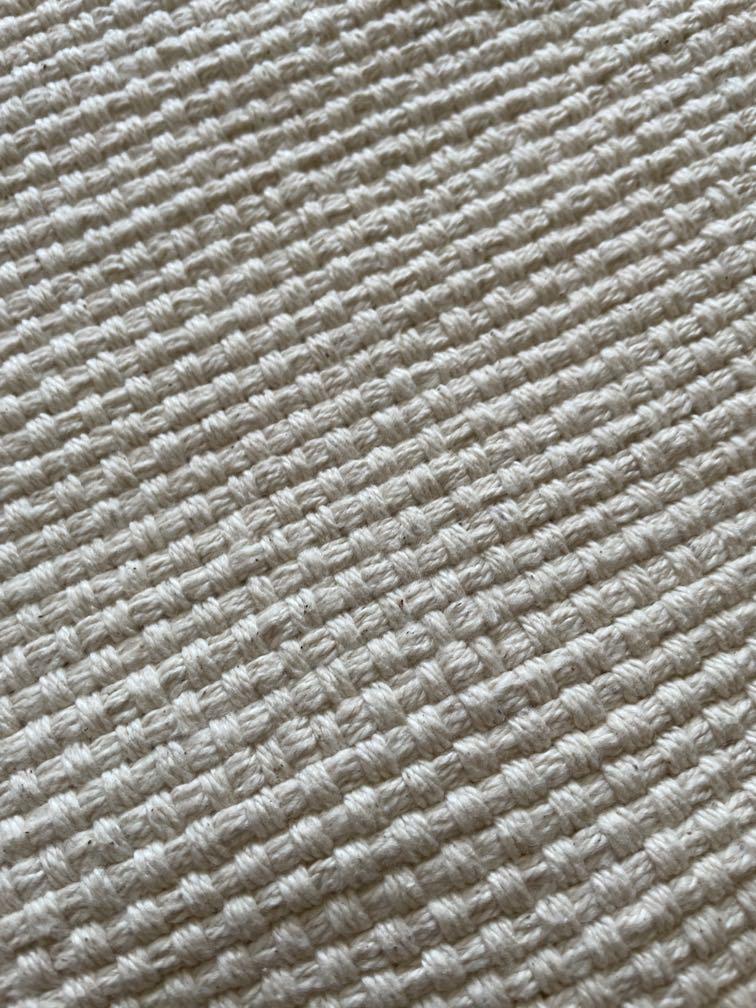 Muji handwoven rug ecru , Furniture & Home Living, Home Decor, Carpets ...