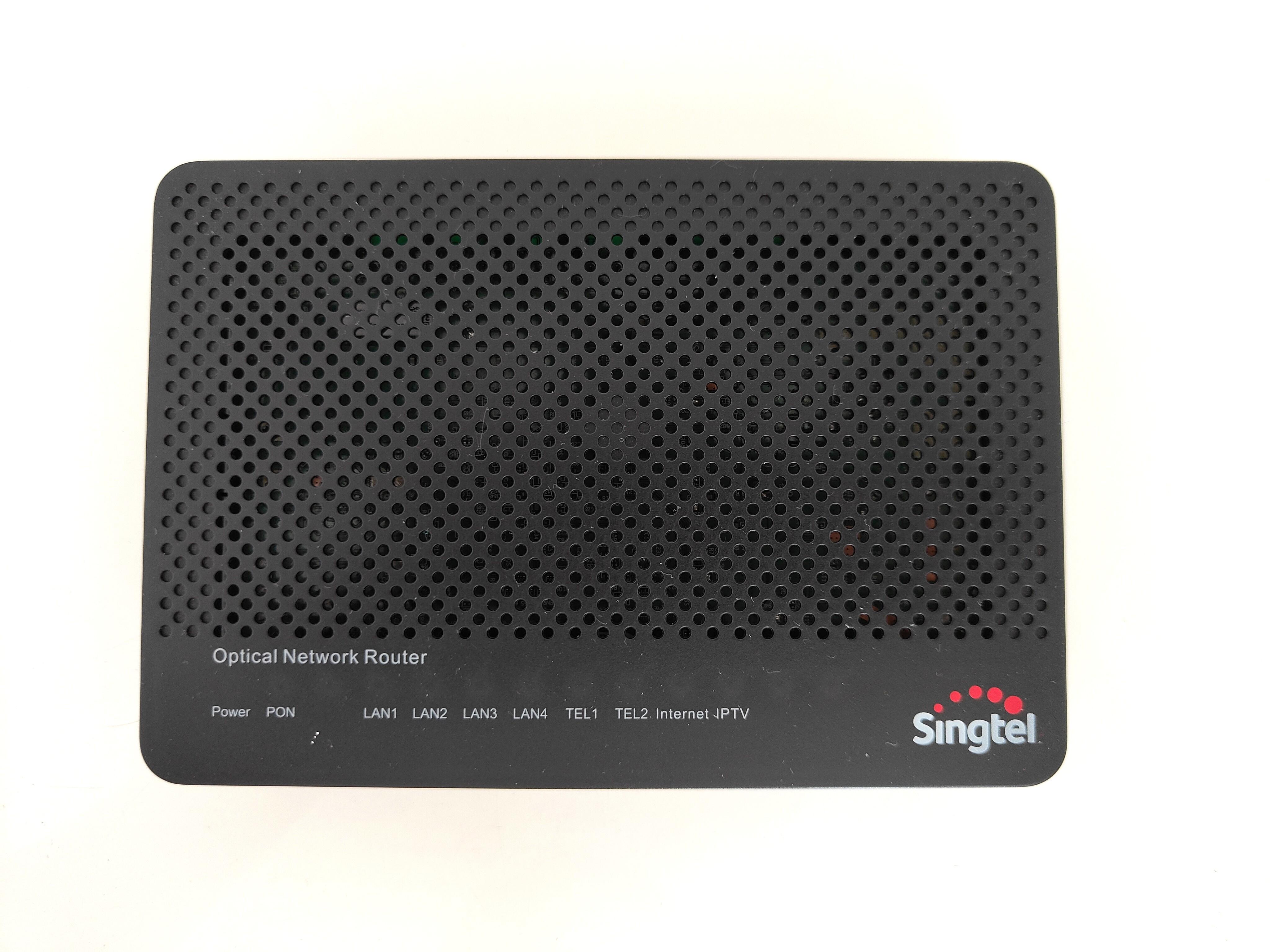 Singtel Mesh Optical Network Router, Computers & Tech, Parts ...