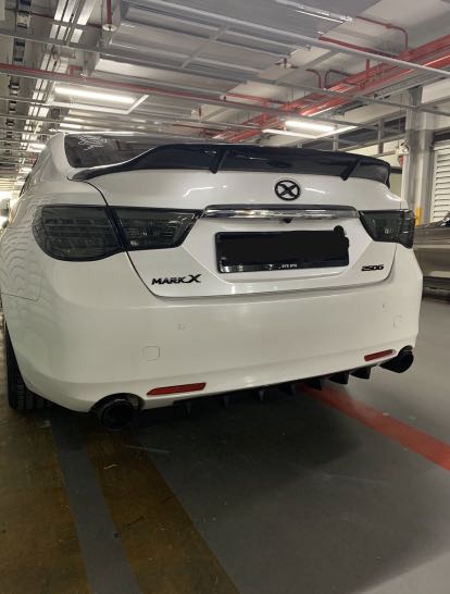 Universal ducktail spoiler in glossy black / cf - Benz w204 c-class ...