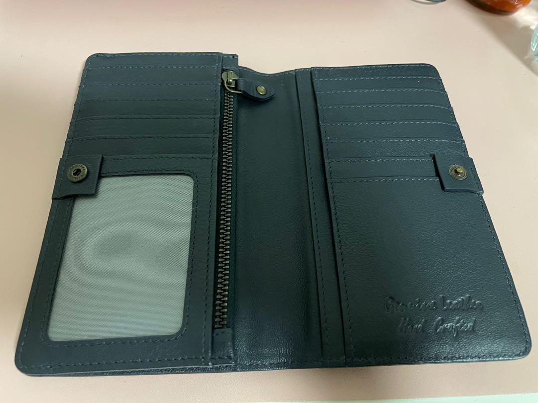 Victorian Territory - Wallet, Men's Fashion, Watches & Accessories ...