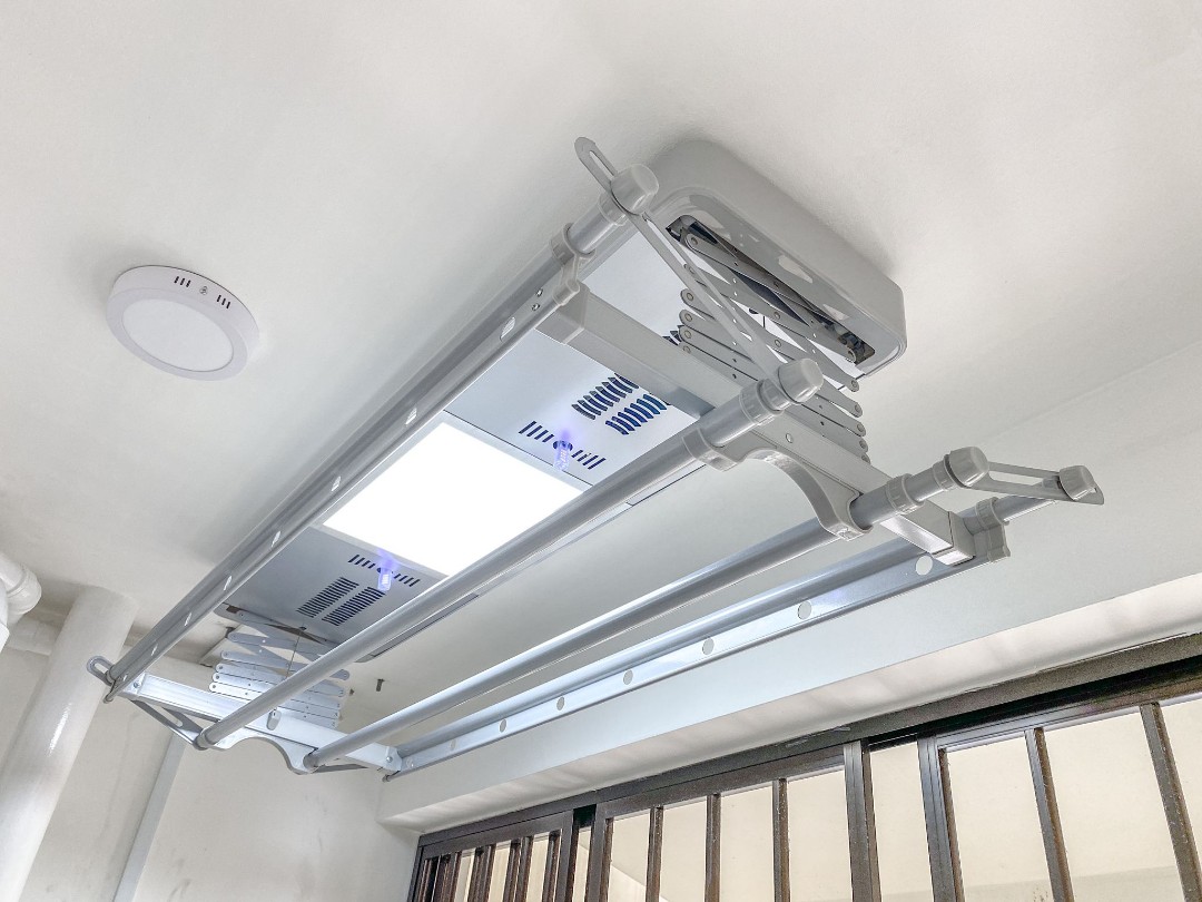 Automated Electric hanger, Furniture & Home Living, Home Improvement ...