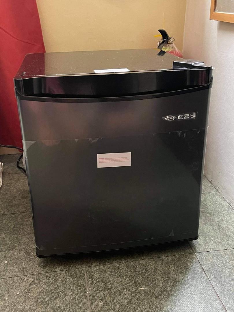 Ezy Mini Bar Ref, TV & Home Appliances, Kitchen Appliances ...