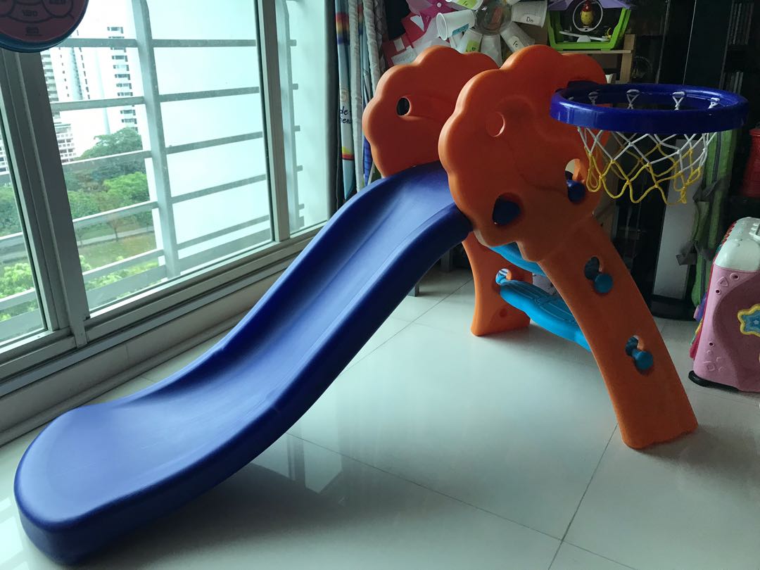Friso Slide, Hobbies & Toys, Toys & Games on Carousell