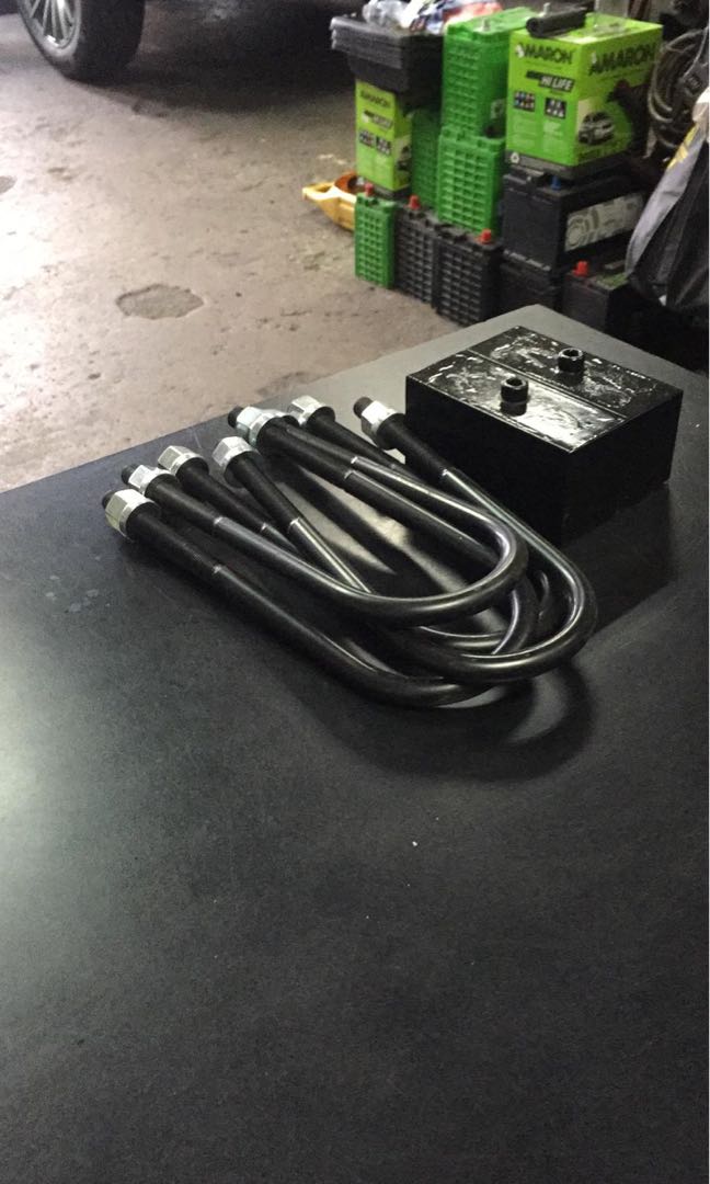 Hiace Lowering Kit + Stopper, Car Accessories, Tyres & Rims on Carousell